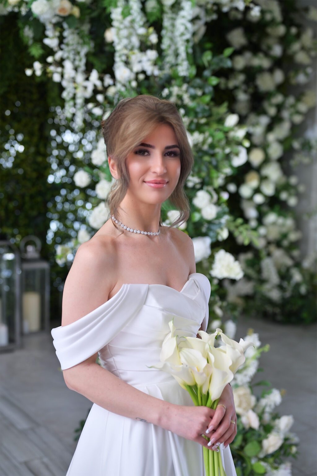 Albertson Wedding Chapel in Los Angeles. Stylish, intimate weddings daily.