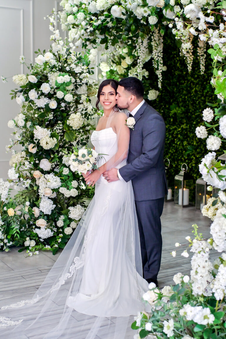 Albertson Wedding Chapel in Los Angeles. Stylish, intimate weddings daily.