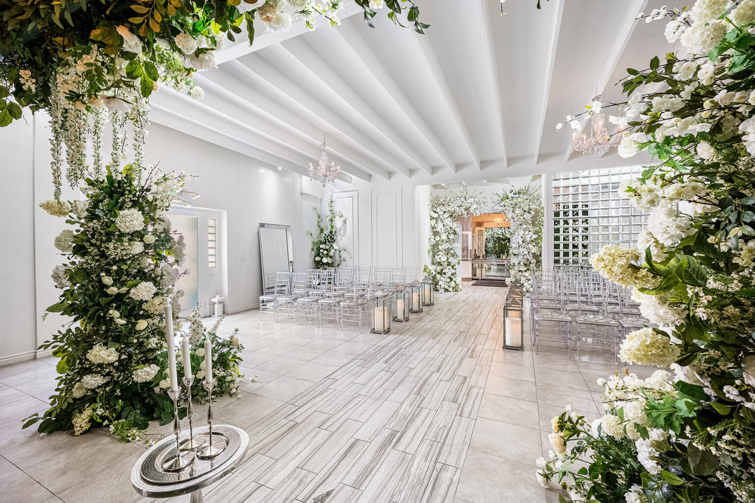 Albertson Wedding Chapel in Los Angeles. Marry with Style & Ease